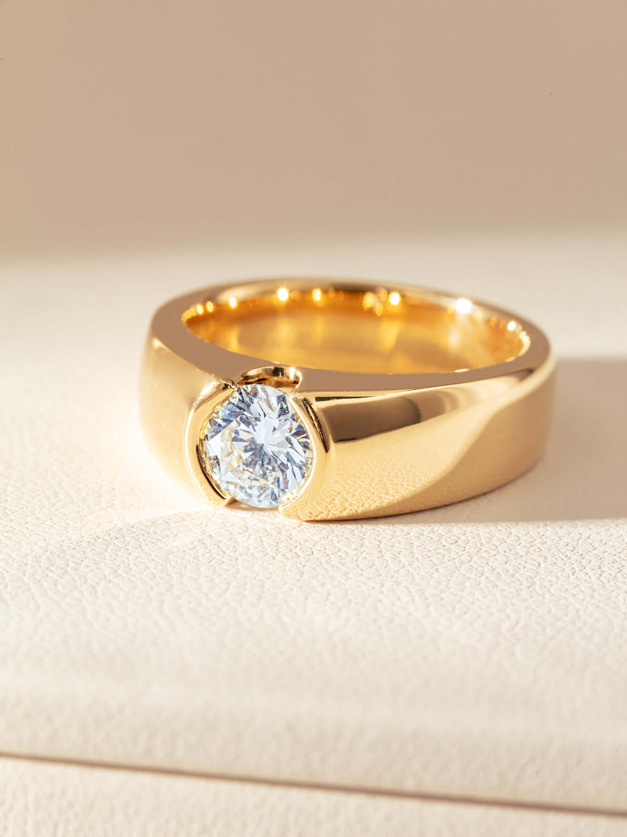 Gold Chains – Walker & Hall