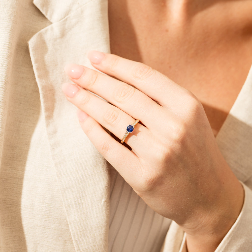 18ct Yellow Gold .49ct Sapphire Vantage Ring - Walker & Hall