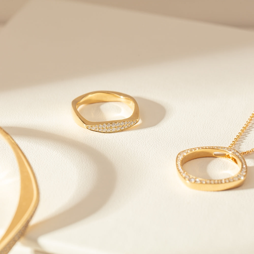 18ct Yellow Gold Diamond EOS Ring - Walker & Hall