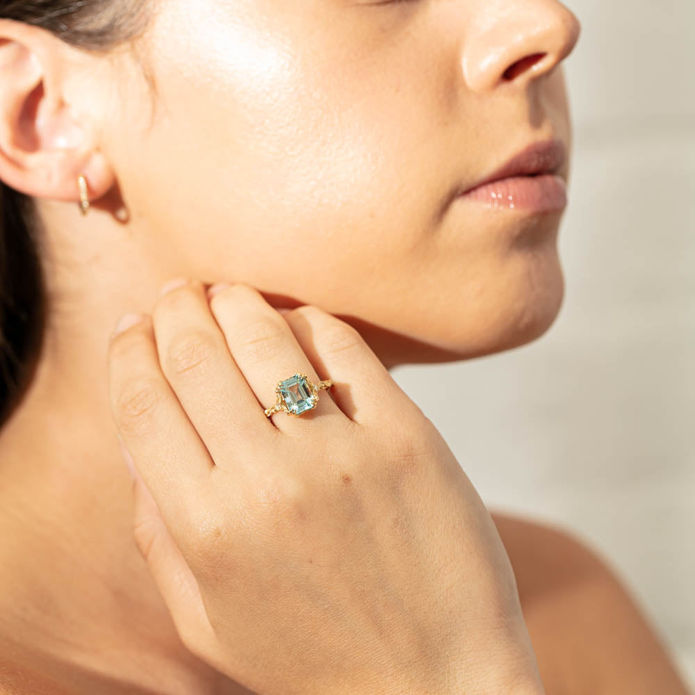 18ct Yellow Gold Aquamarine & Diamond Romanov Ring - Walker & Hall